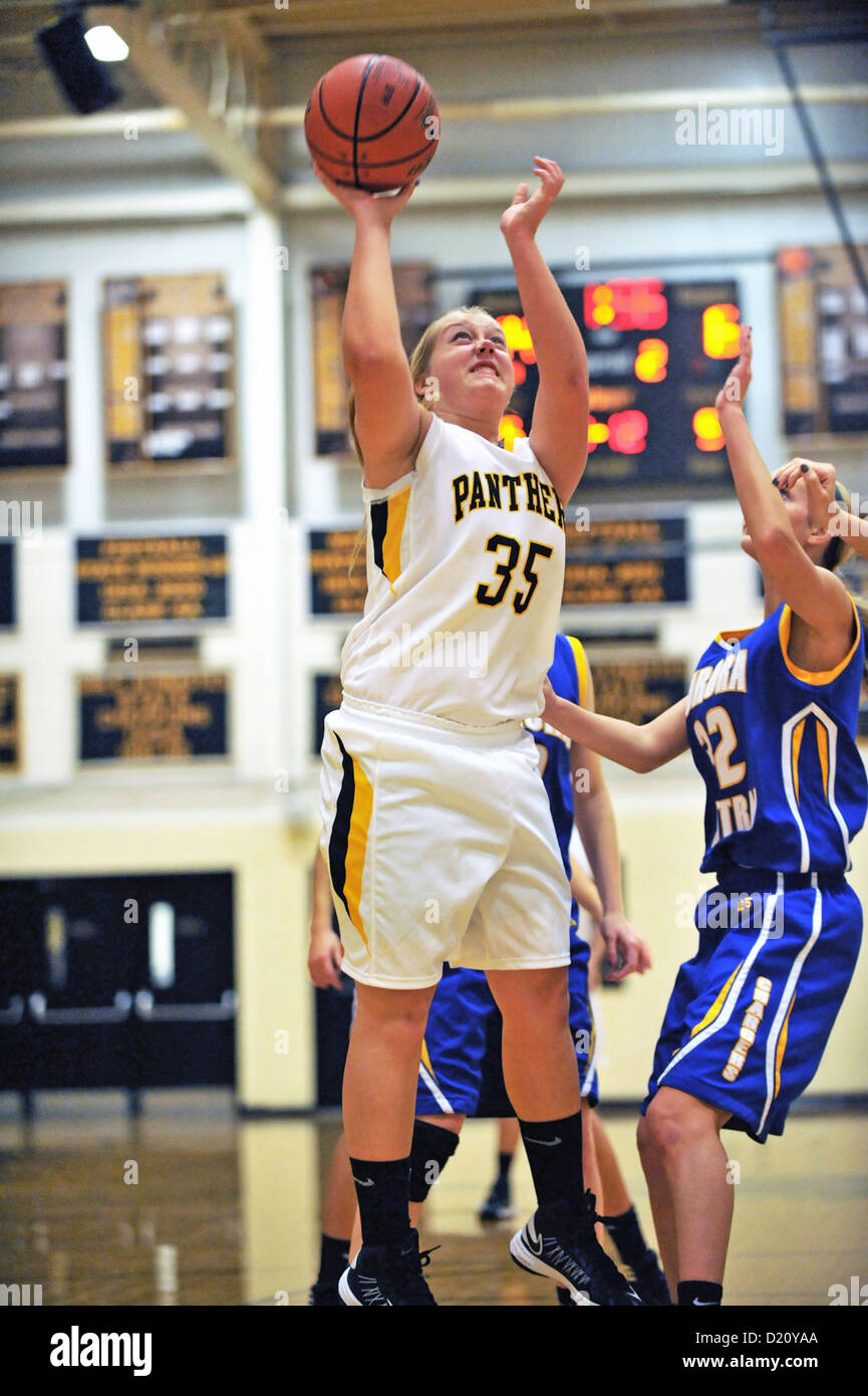 Female high school jumper hi-res stock photography and images - Alamy
