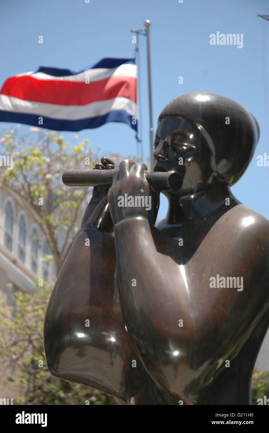San José (Costa Rica): statue by the Teatro Nacional Stock Photo - Alamy