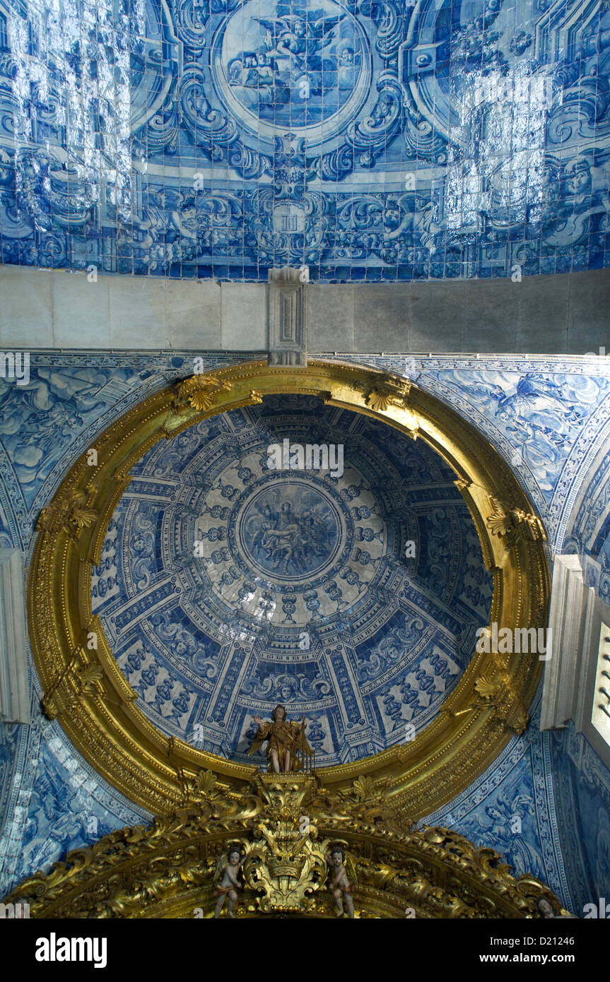 The church Igreja Sao Lourenco de Matos, Almancil, ceiling with blue ...