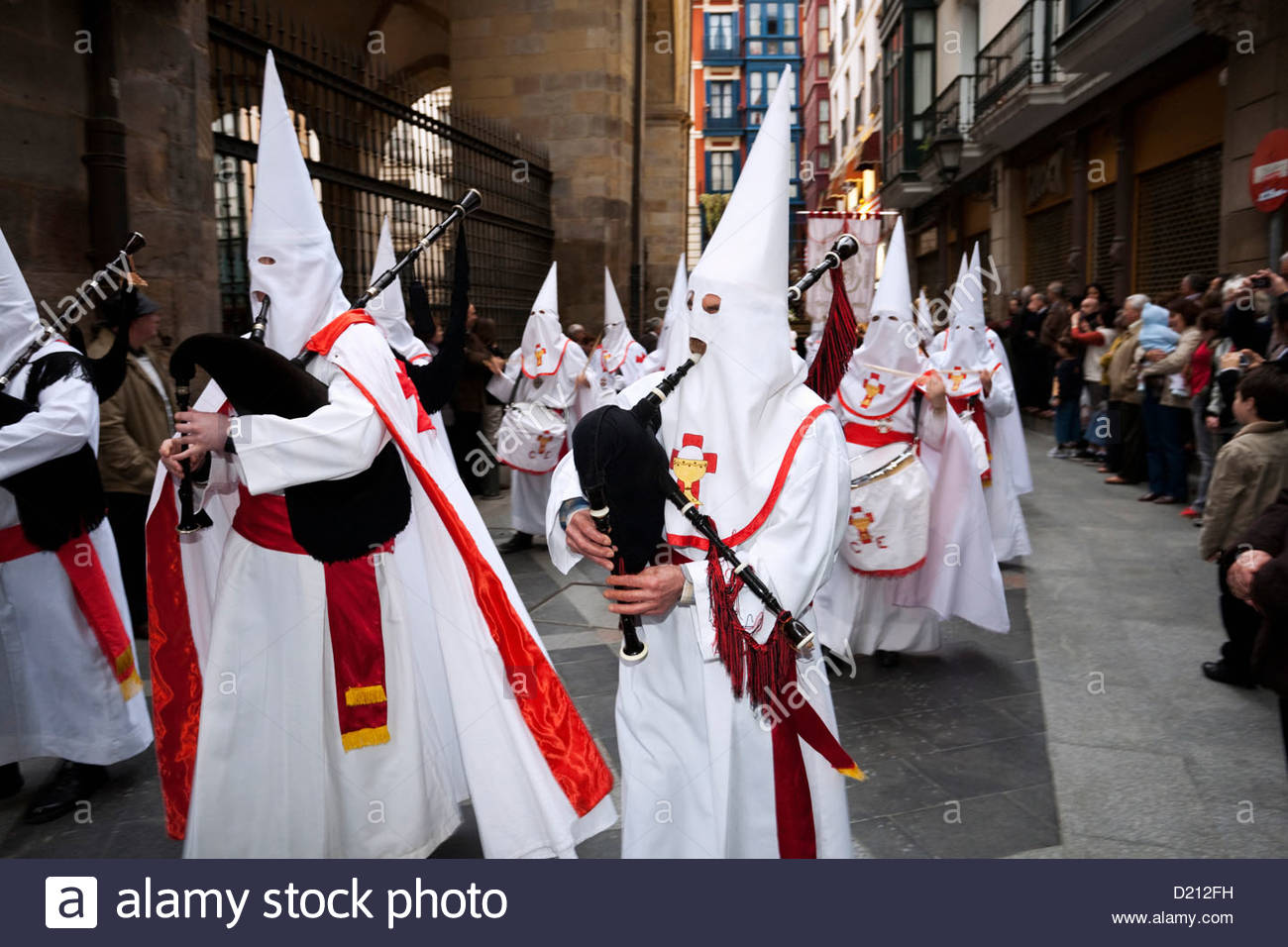 Traditional Basque Clothing Stock Photos & Traditional Basque Clothing ...