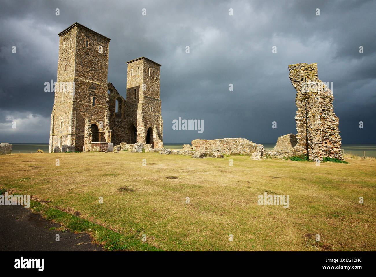 Reculver towers hi-res stock photography and images - Alamy