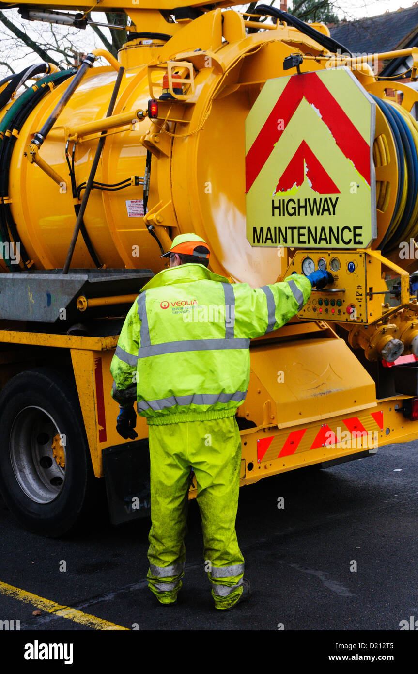 Drainage cleaning hi-res stock photography and images - Alamy