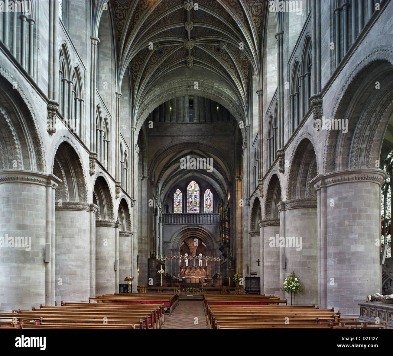 Norman romanesque architecture hi-res stock photography and images - Alamy