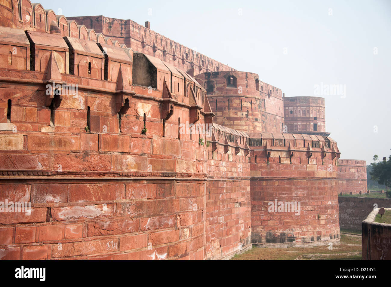 Agra fort hi-res stock photography and images - Alamy
