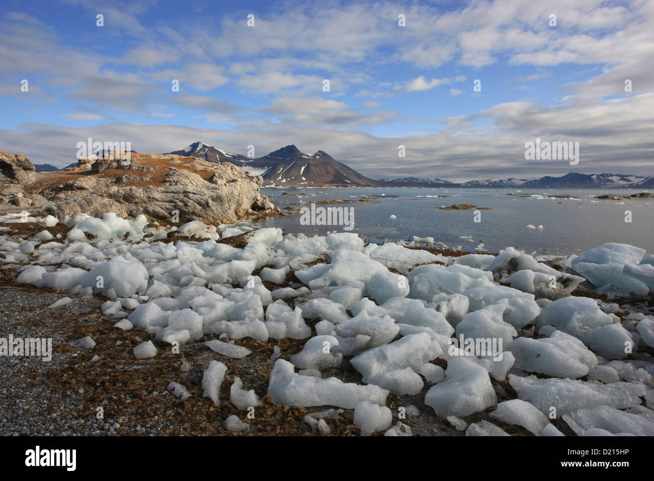 Pack ice on the beach, Hornsund, Spitzbergen, Norway, Europe Stock ...