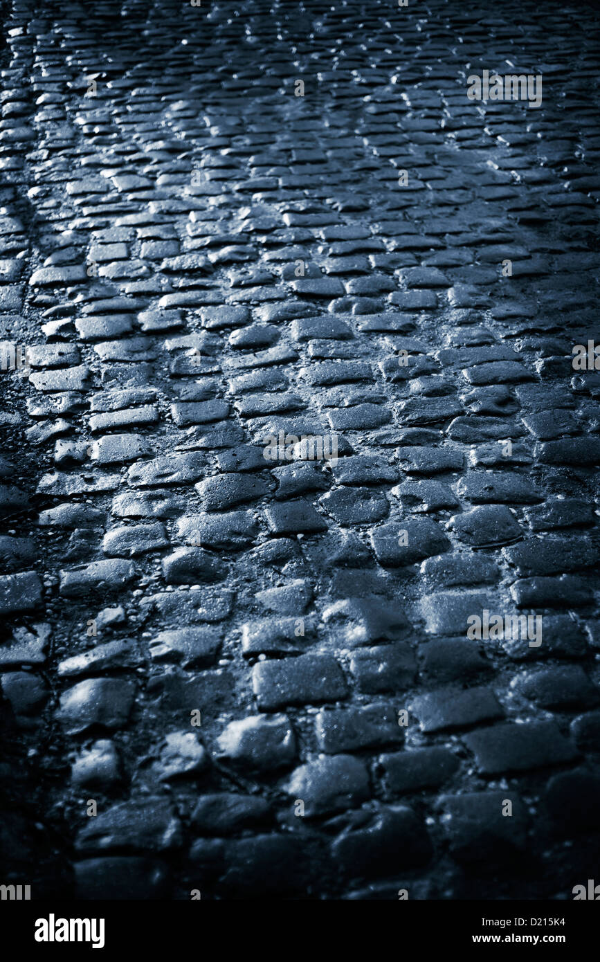 Cobbled street detail hi-res stock photography and images - Alamy