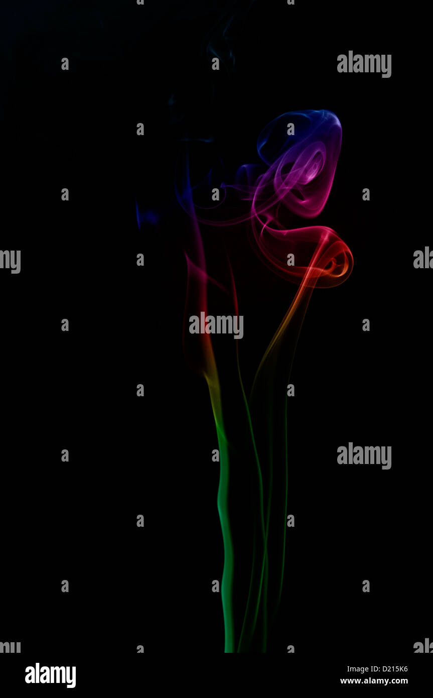 Coloured smoke black background hi-res stock photography and images - Alamy