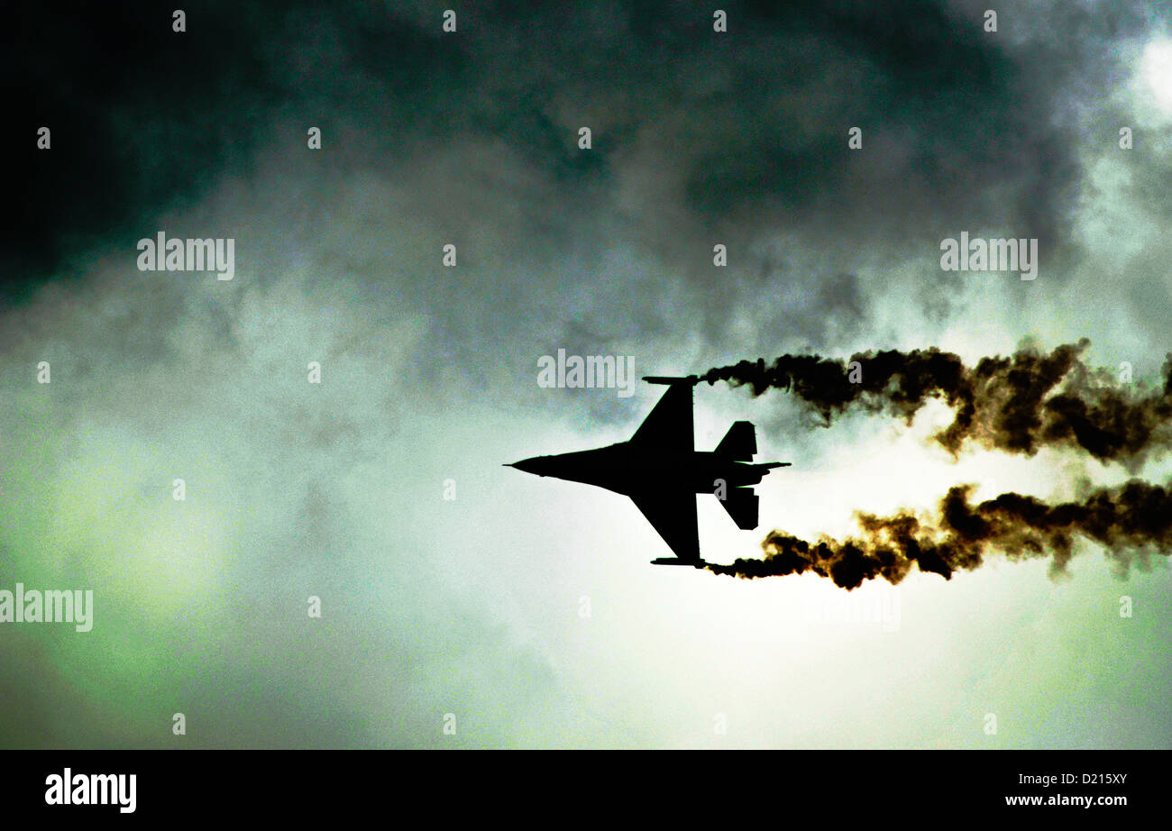 Fighter jet scene hi-res stock photography and images - Alamy