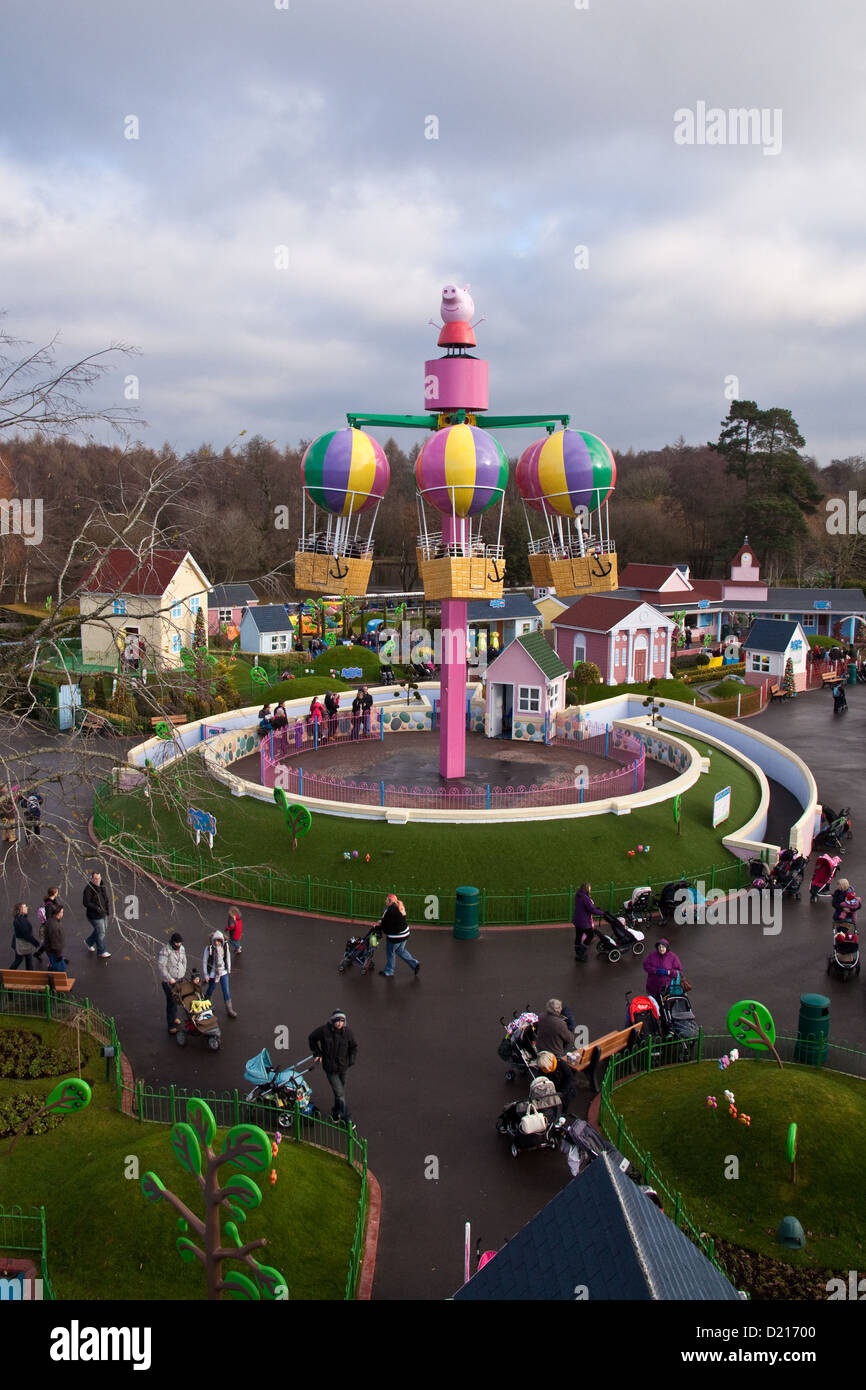 Peppa pig rides hi-res stock photography and images - Alamy