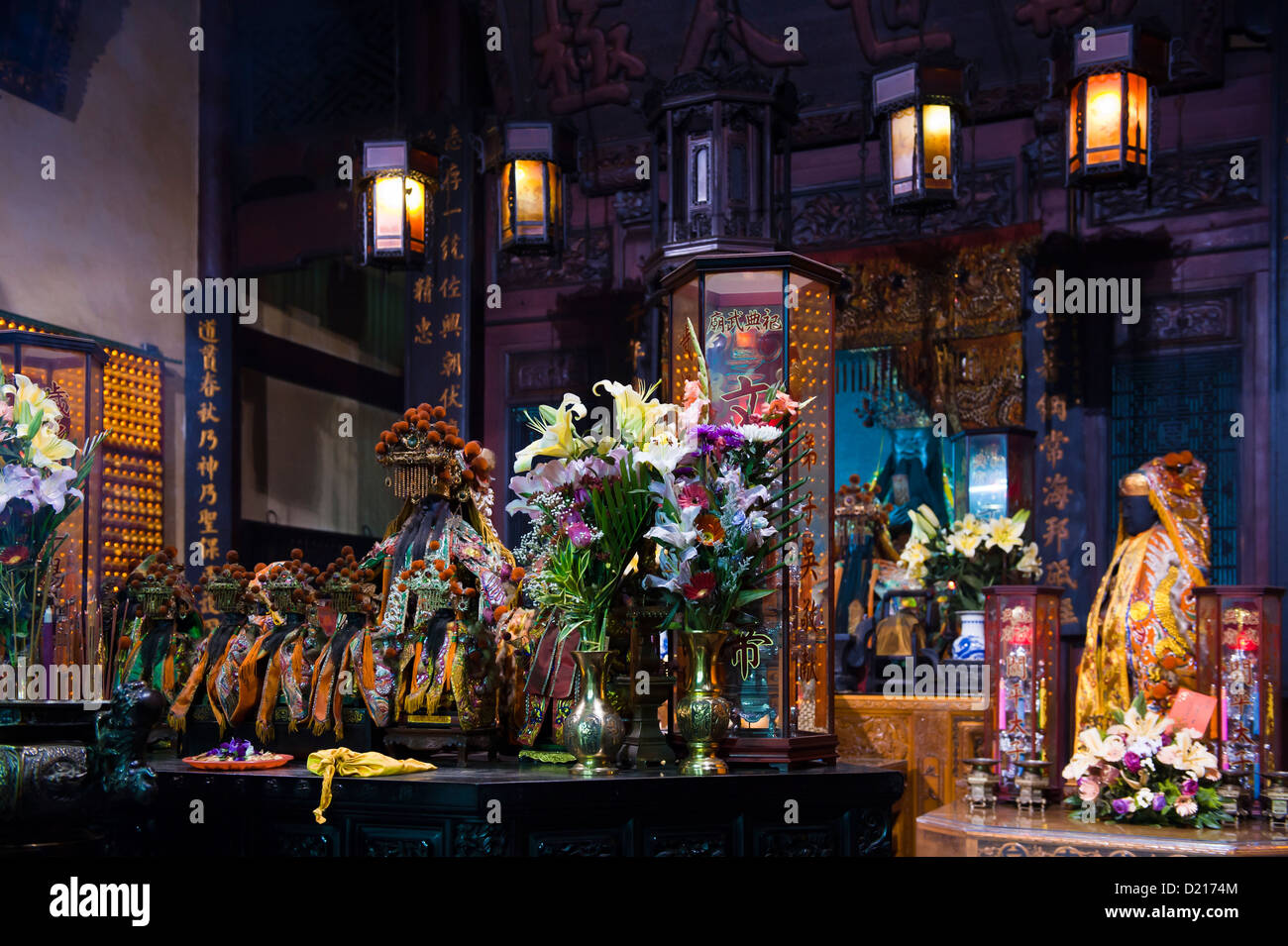Tainan temple hi-res stock photography and images - Alamy