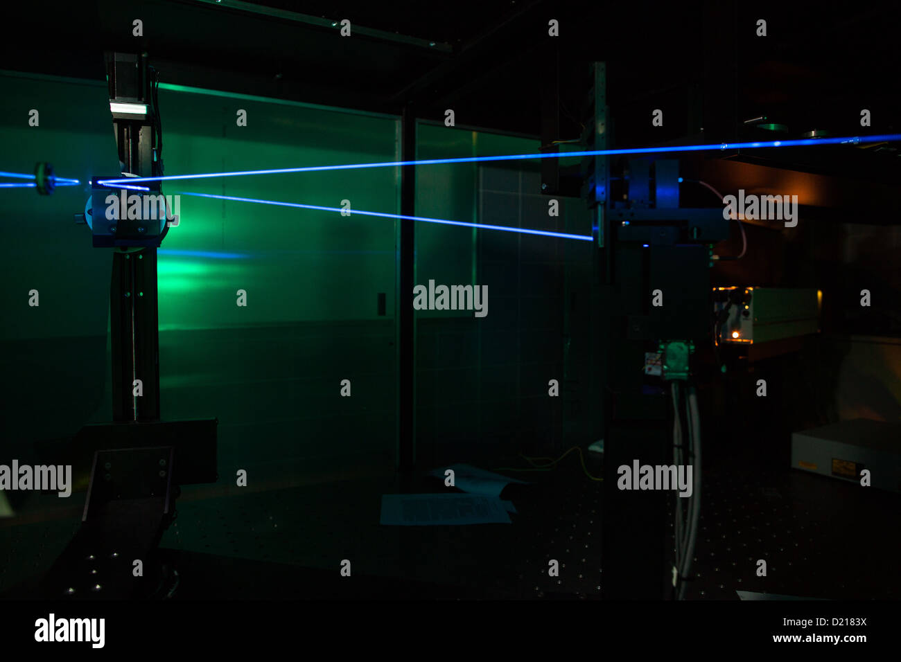 Lasers in a quantum optics lab Stock Photo - Alamy
