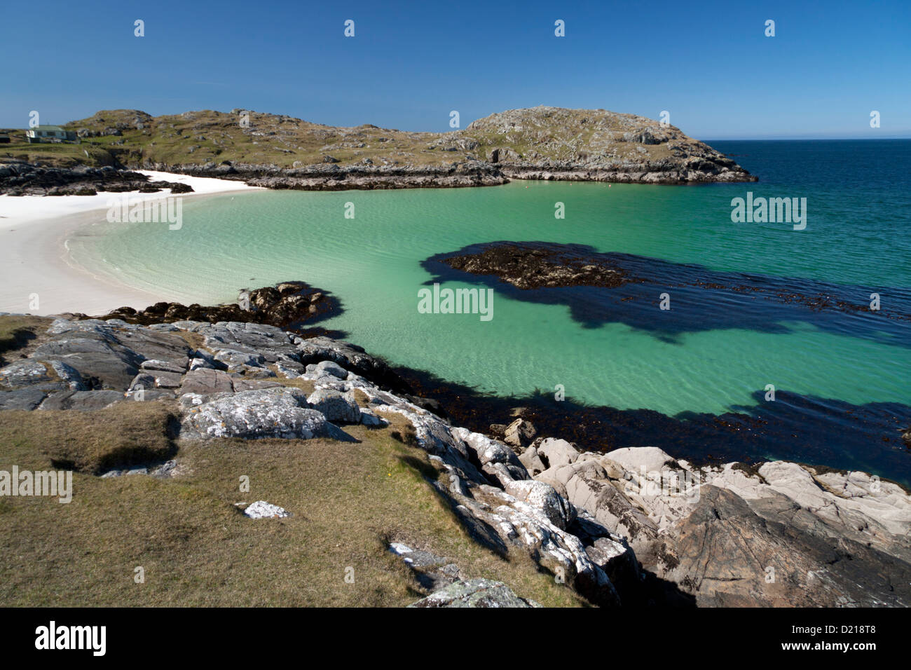The beach at Achmelvich, near Lochinver in Sutherland on the west coast ...