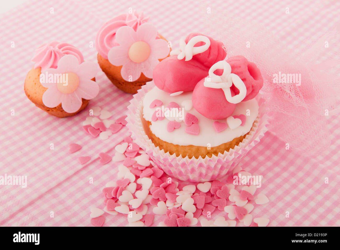 baby pink cupcakes with hearts Stock Photo - Alamy
