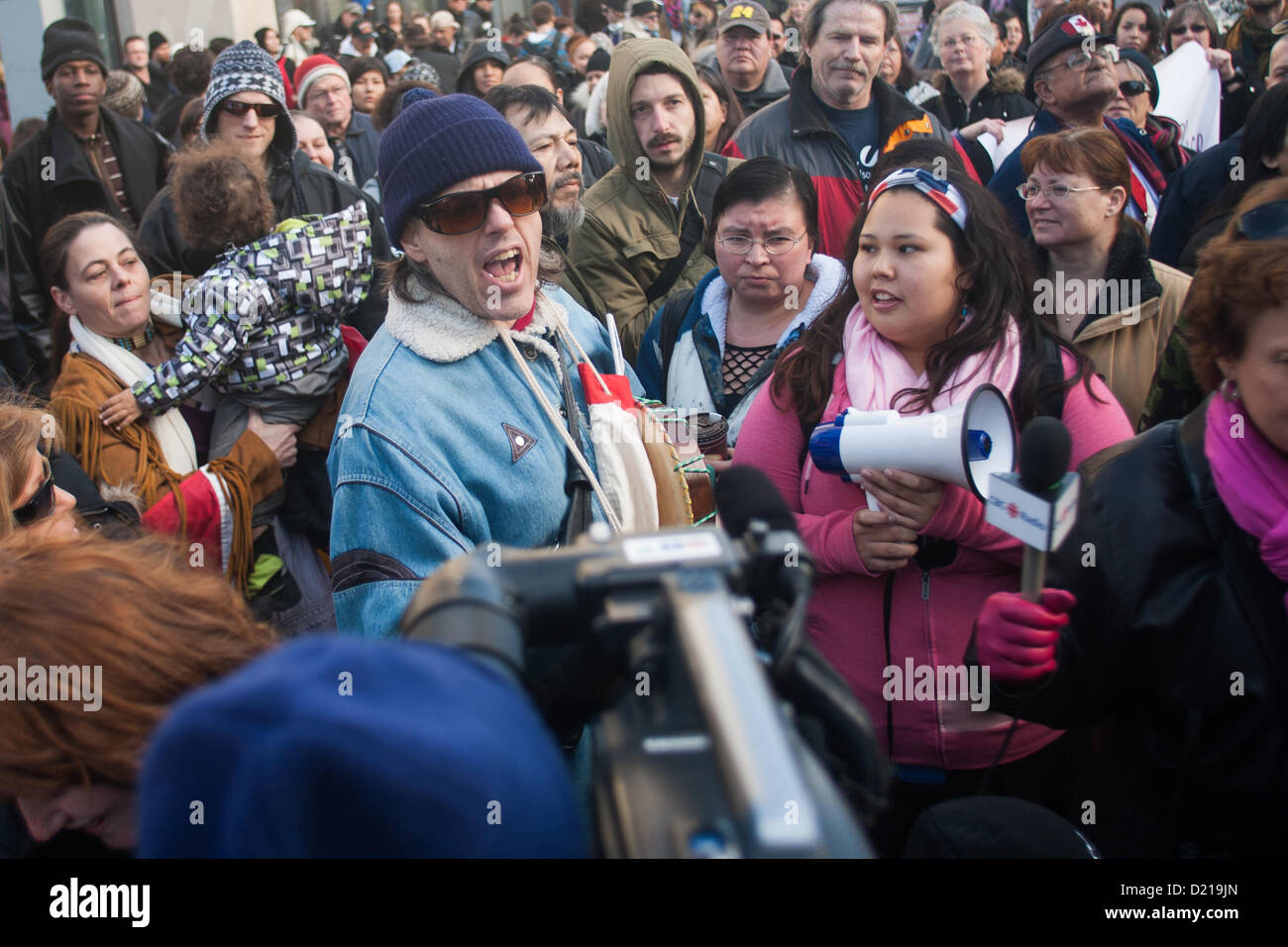 First nations protest canada hi-res stock photography and images - Alamy