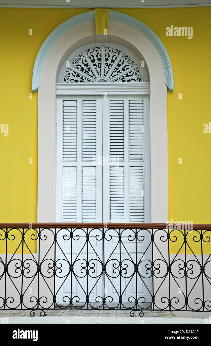 Yellow door, Ponce, Puerto Rico Stock Photo - Alamy