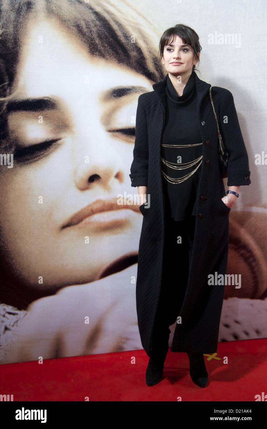 Jan. 10, 2013 - Madrid, Spain - Spanish Actress Penelope Cruz attends ...