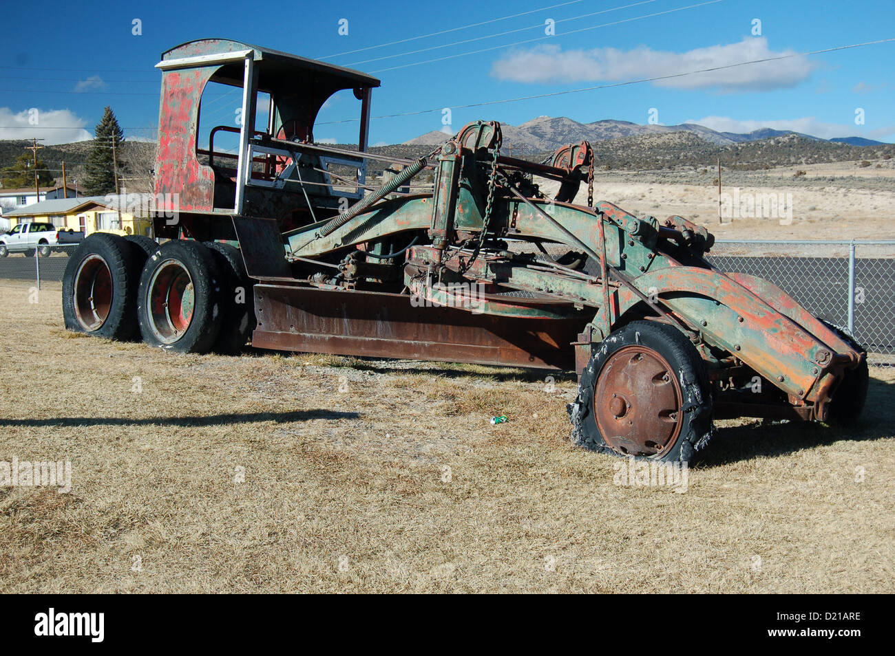 old broken bulldozer retired sitting in yard Stock Photo - Alamy