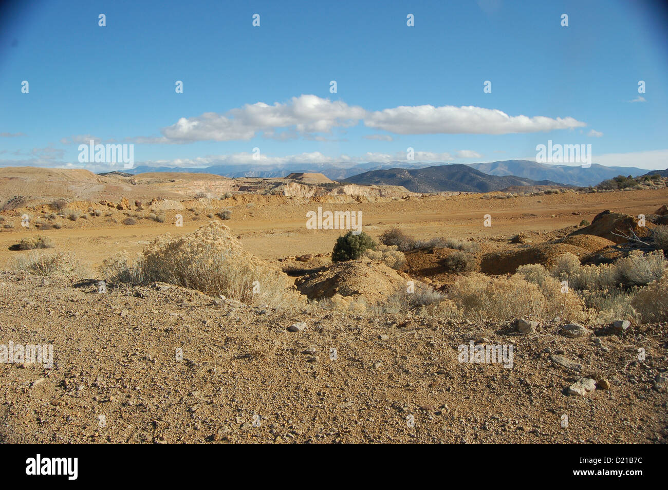 Copper mine in Ruth, NV with mountains Stock Photo - Alamy