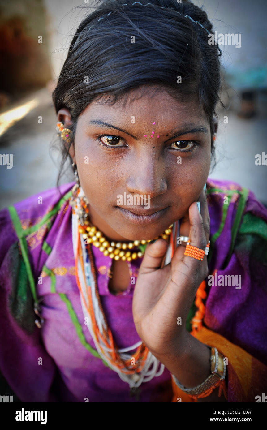 Madari hi-res stock photography and images - Alamy