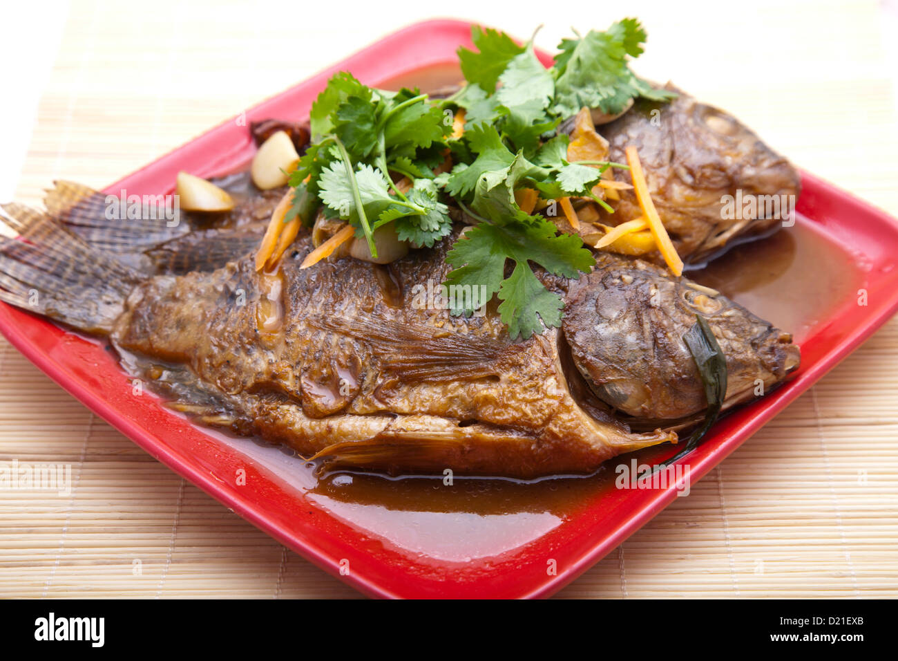 Cooked fish hi-res stock photography and images - Alamy