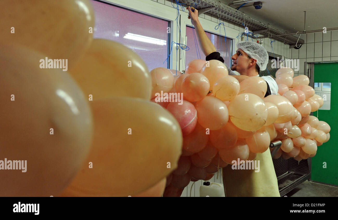 Pig bladder hi-res stock photography and images - Alamy