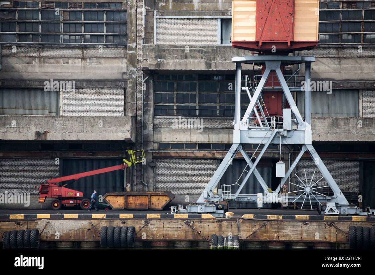 Coal terminal hi-res stock photography and images - Alamy