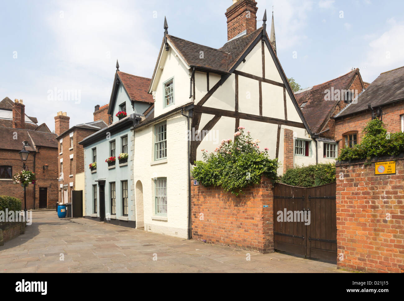 Gabled, half-timbered houses in St Alkmunds Square Shrewsbury Stock ...