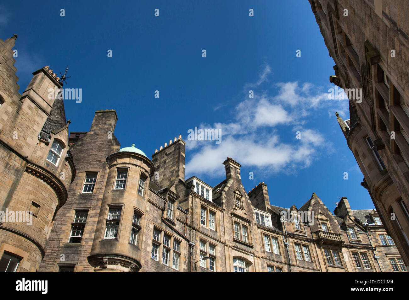 Cockburn street edinburgh hi-res stock photography and images - Alamy