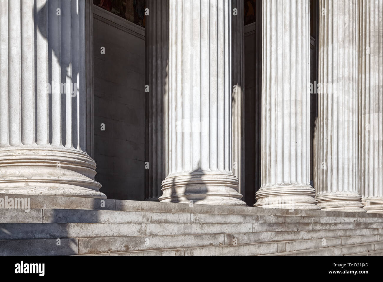 The row of classical columns Stock Photo - Alamy