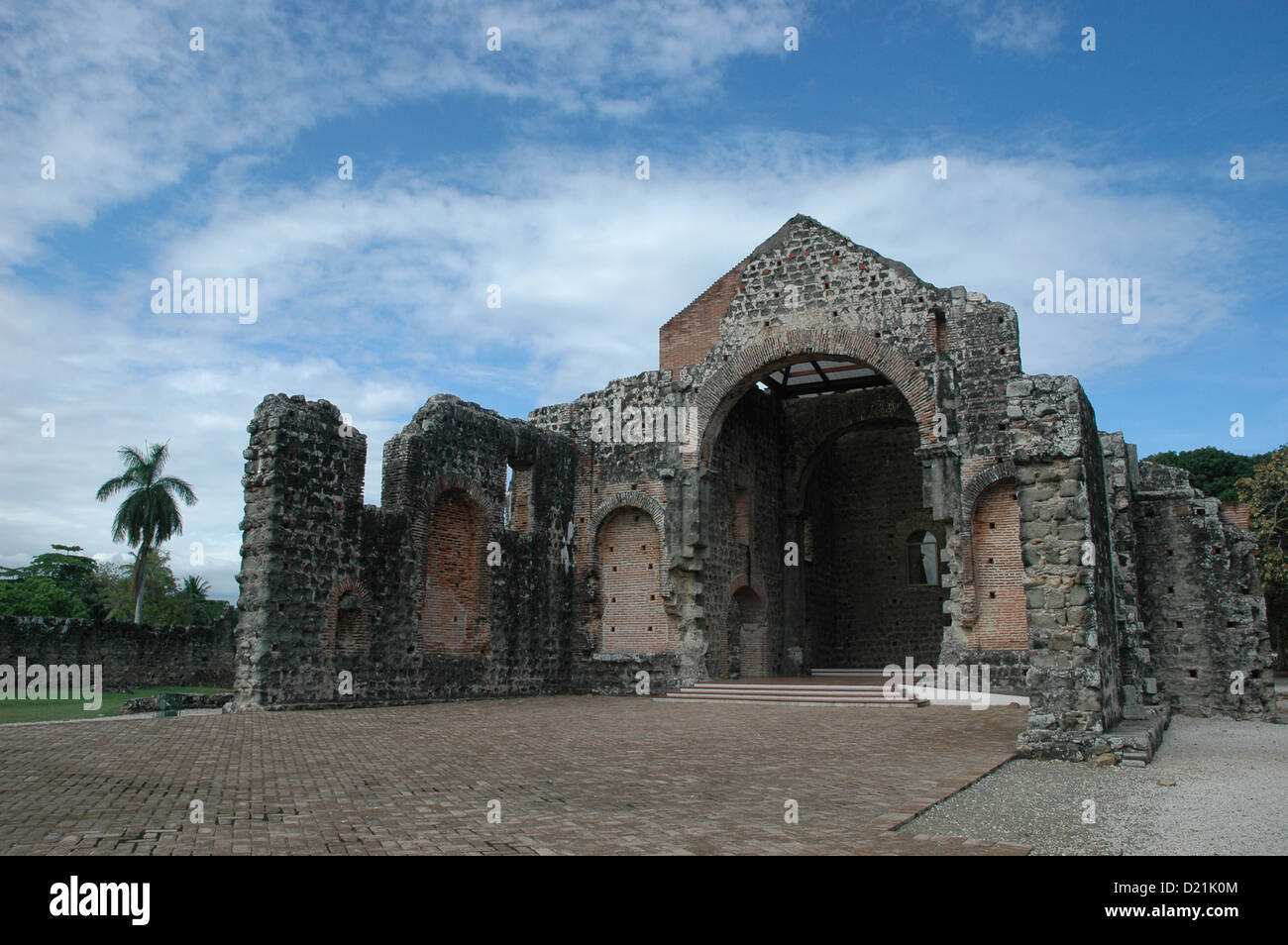 Ciudad de Panamá (Panama): ruins of Panamá la Vieja (also Panamá Viejo ...