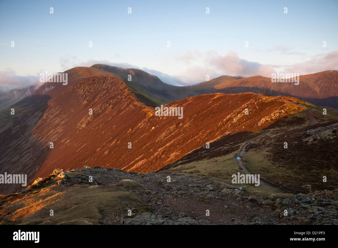 Crag or scar hi-res stock photography and images - Alamy