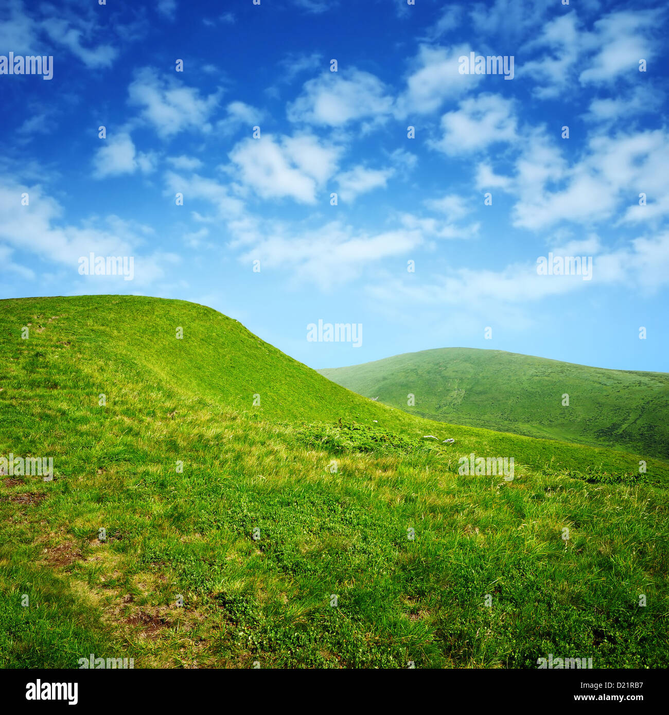 Hills with blue sky hi-res stock photography and images - Alamy