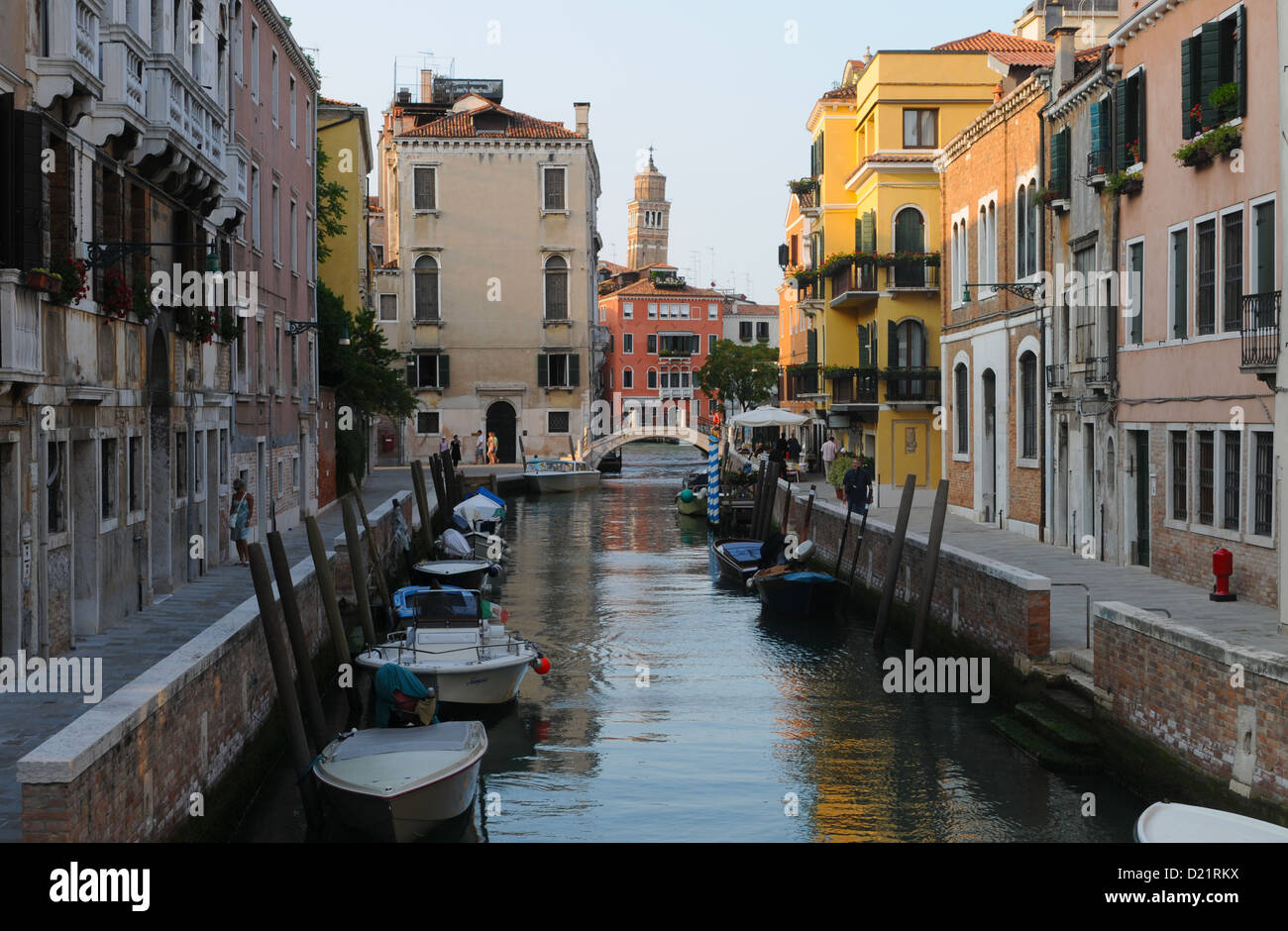 Venice waterway hi-res stock photography and images - Alamy