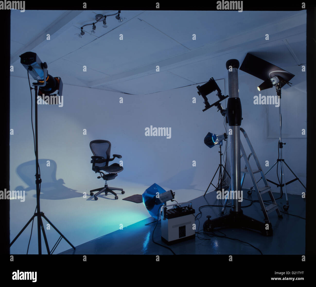 Chair photoshoot hi-res stock photography and images - Alamy