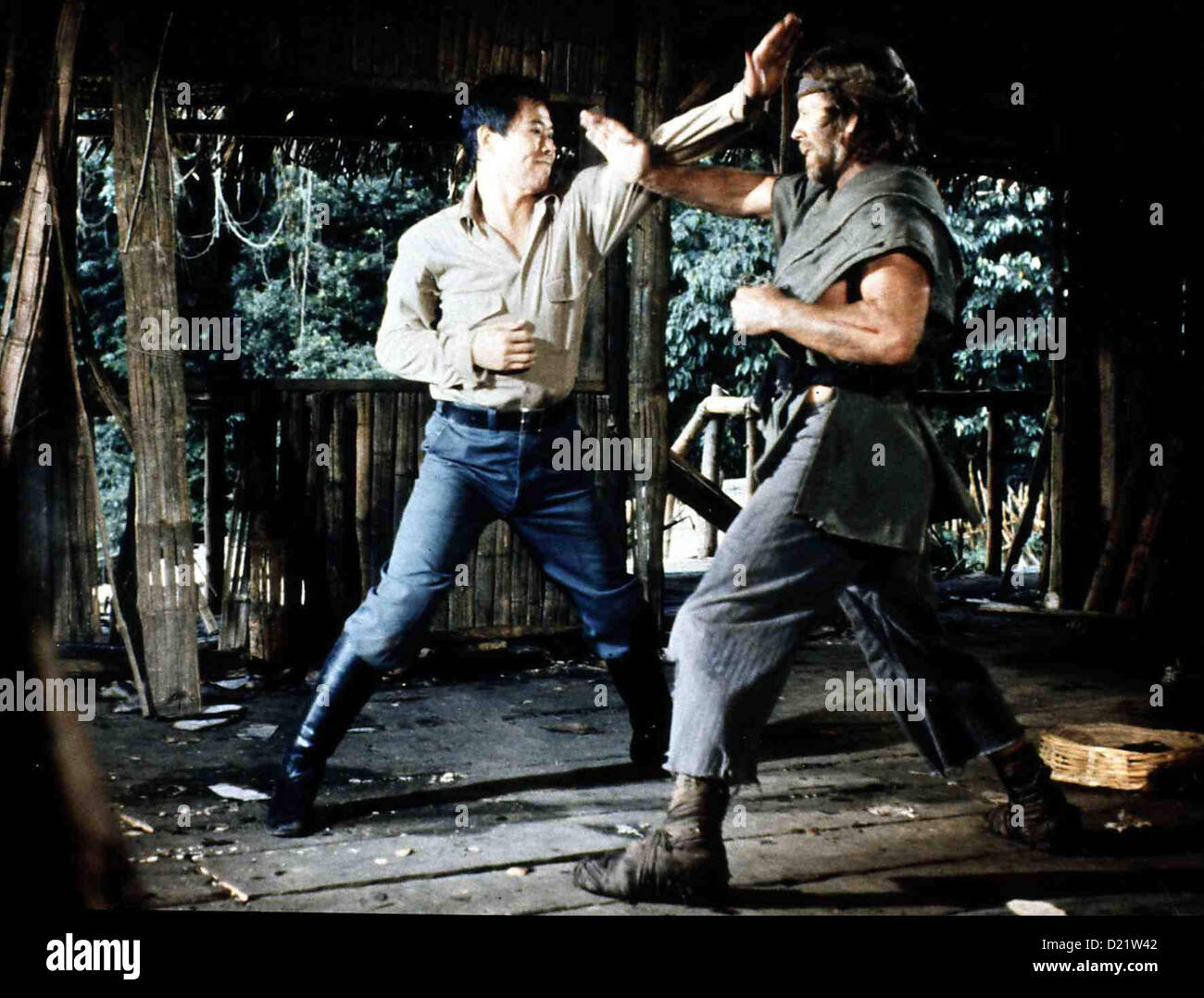 Missing In Action 2 - Die Rueckkehr Missing In Action 2 - Beginning ...