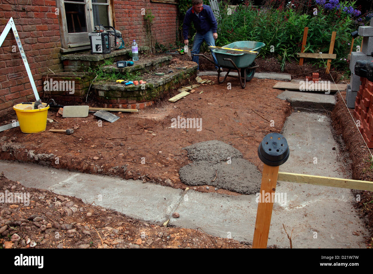 House extension conservatory hi-res stock photography and images - Alamy