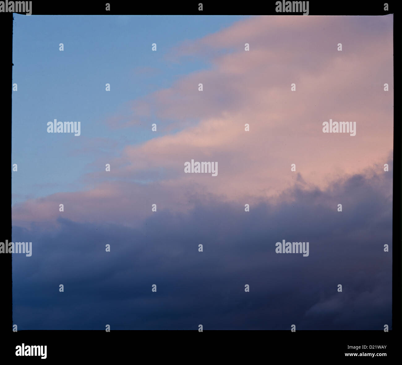 Cloudy blue sky clouds hi-res stock photography and images - Alamy