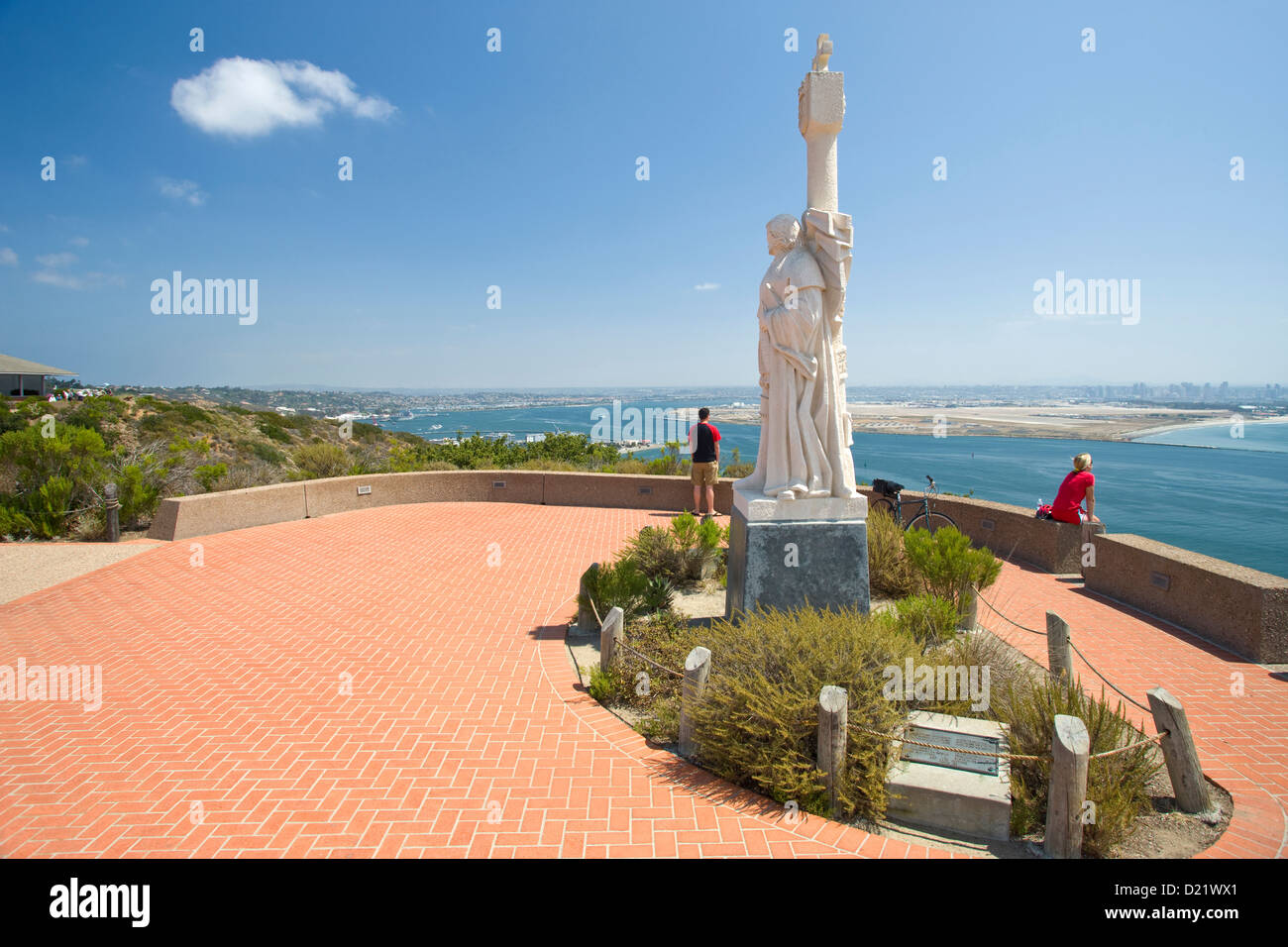 JUAN RODRIGUEZ CABRILLO STATUE (©ALVARO DE BREE 1939) CABRILLO NATIONAL ...
