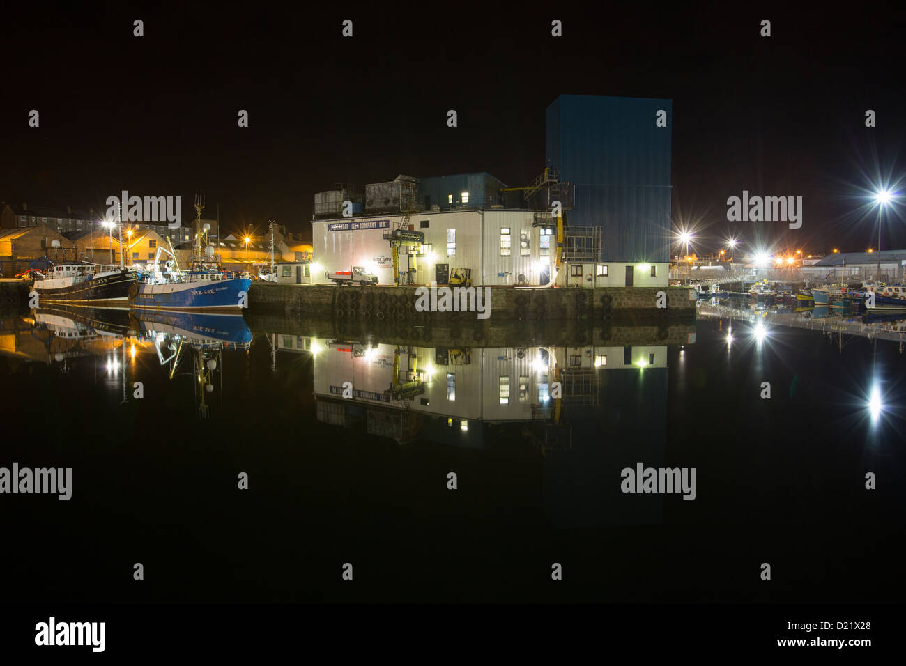 Peterhead Harbour Night Photo Stock Photo - Alamy