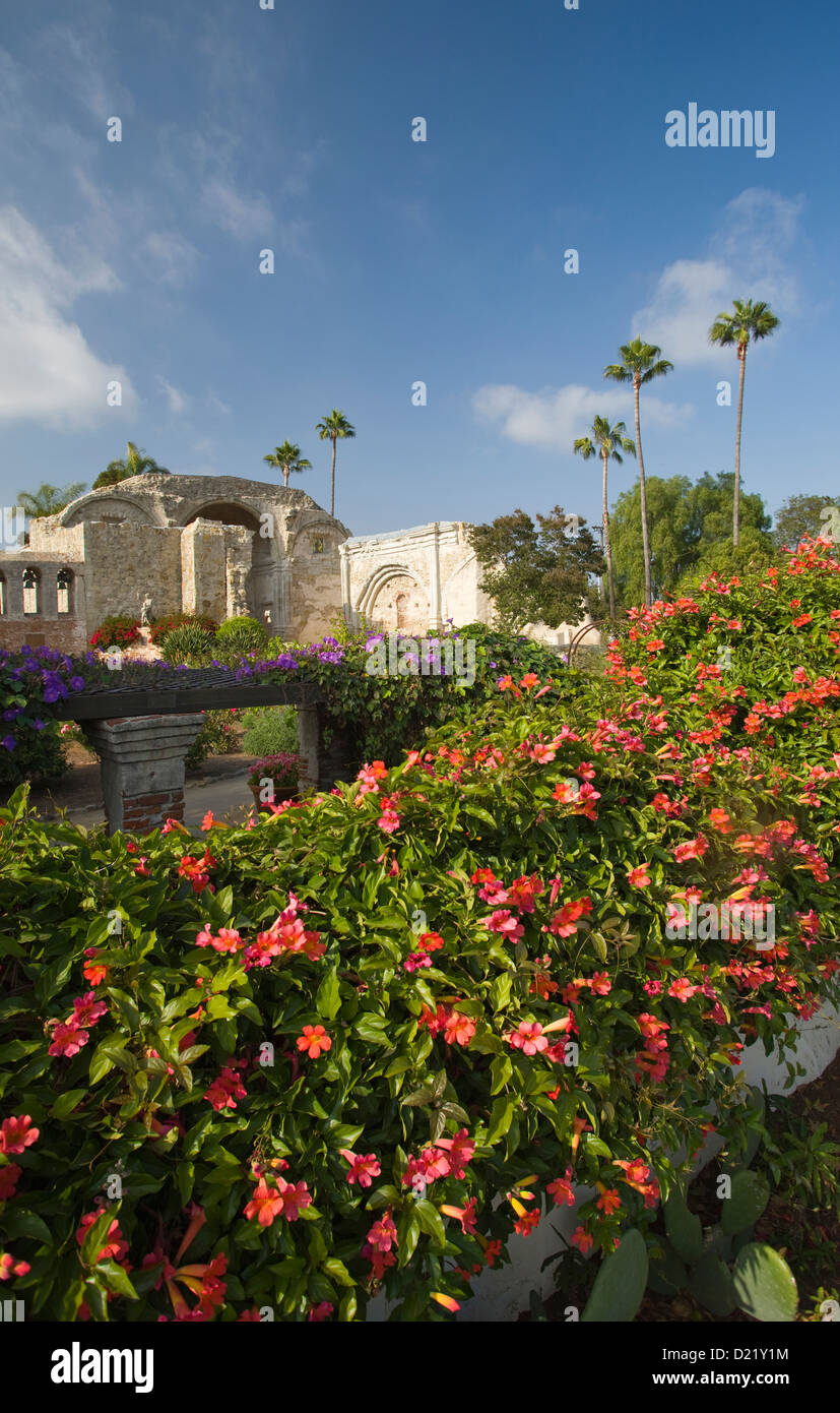 GARDEN GREAT STONE CHURCH RUINS MISSION SAN JUAN CAPISTRANO ORANGE ...
