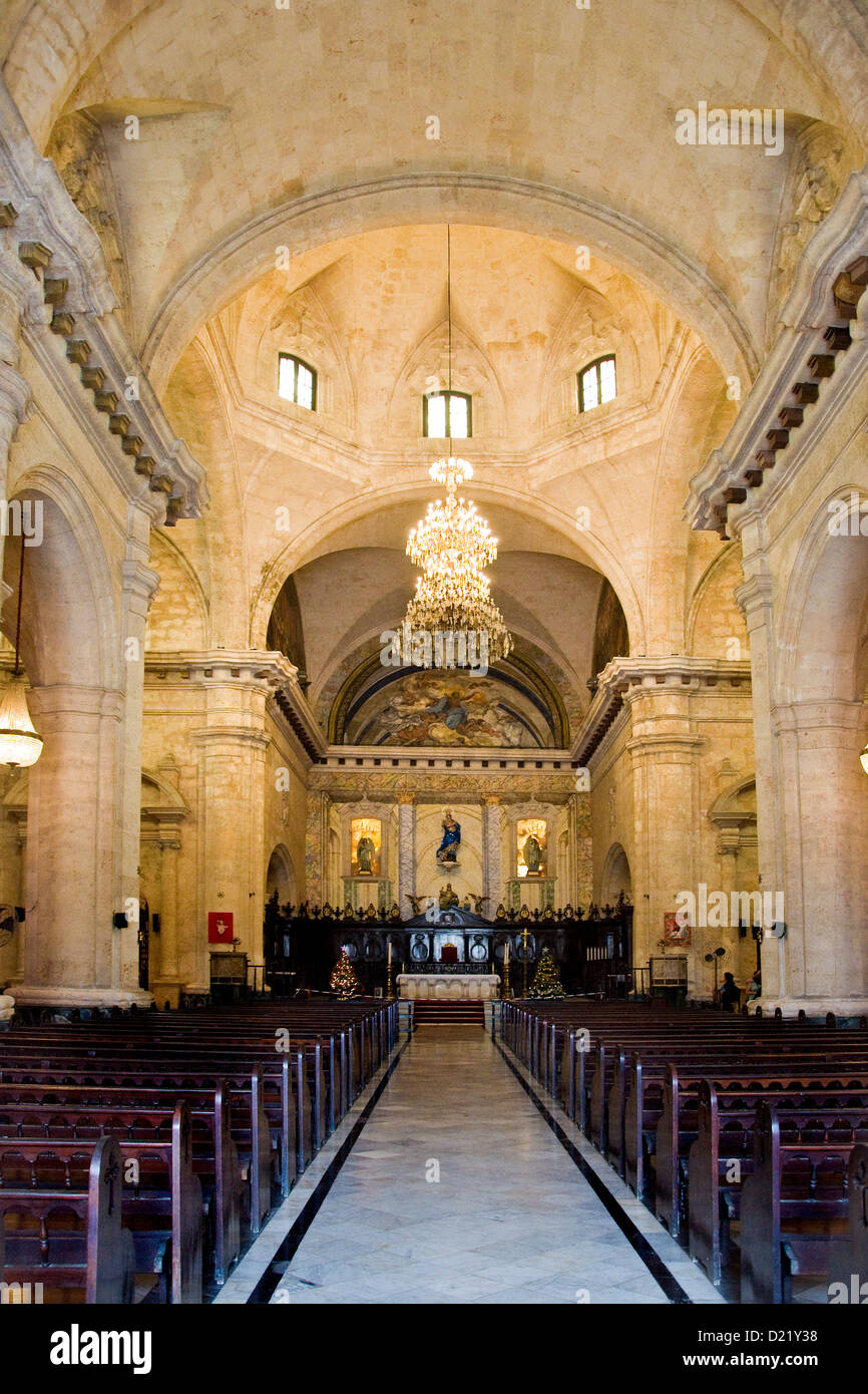 Interior of catedral de la habana hi-res stock photography and images ...