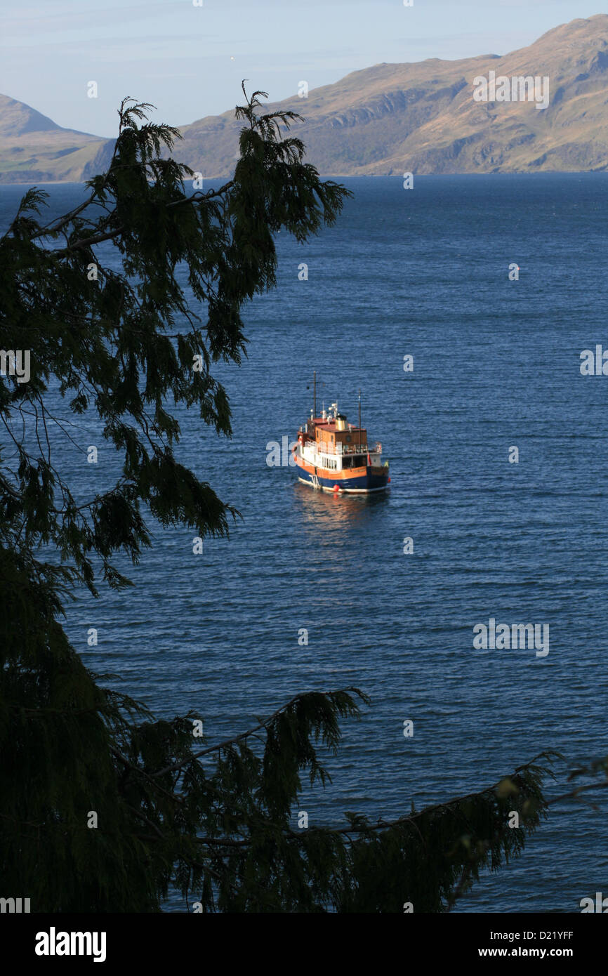 Loch in scotland hi-res stock photography and images - Alamy