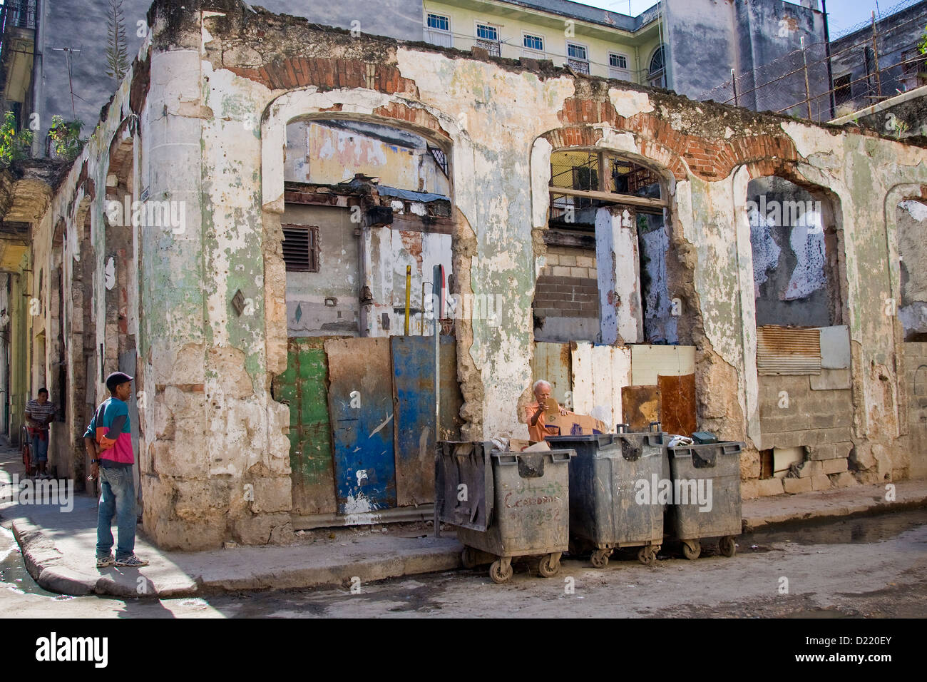 Cuba, Havana, old town, daily life Stock Photo - Alamy
