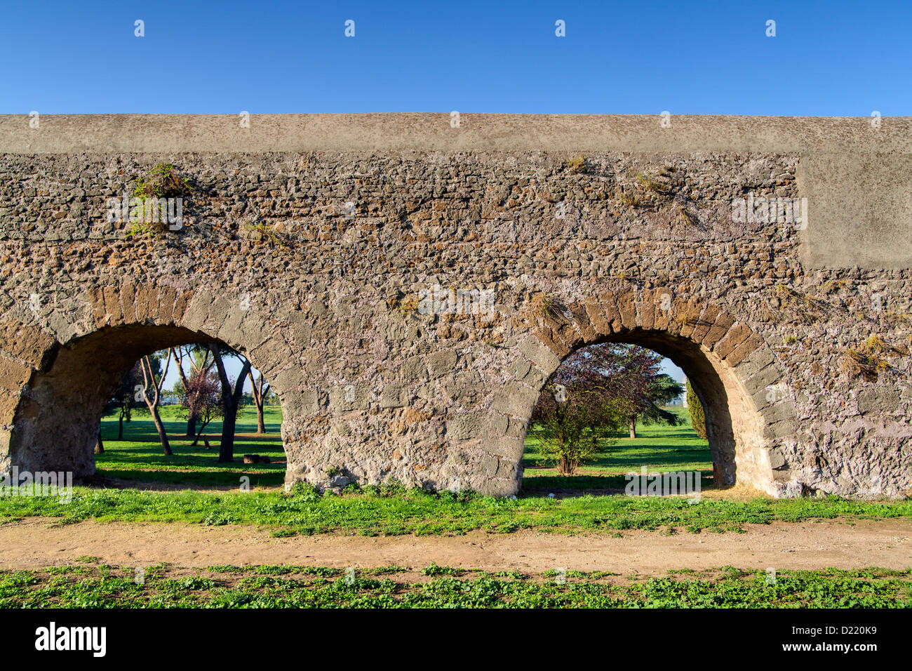 Ancient roman aqueduct Appio claudio park Stock Photo - Alamy