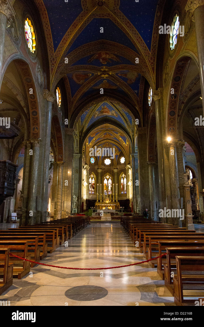 Santa maria sopra minerva basilica hi-res stock photography and images ...