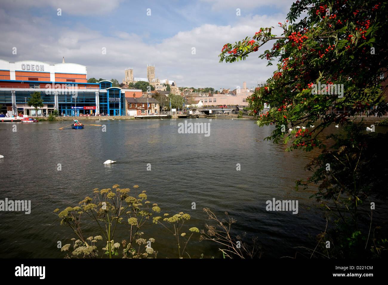 Brayford Waterfront and Pool with view of Lincoln Cathedral, Lincoln ...