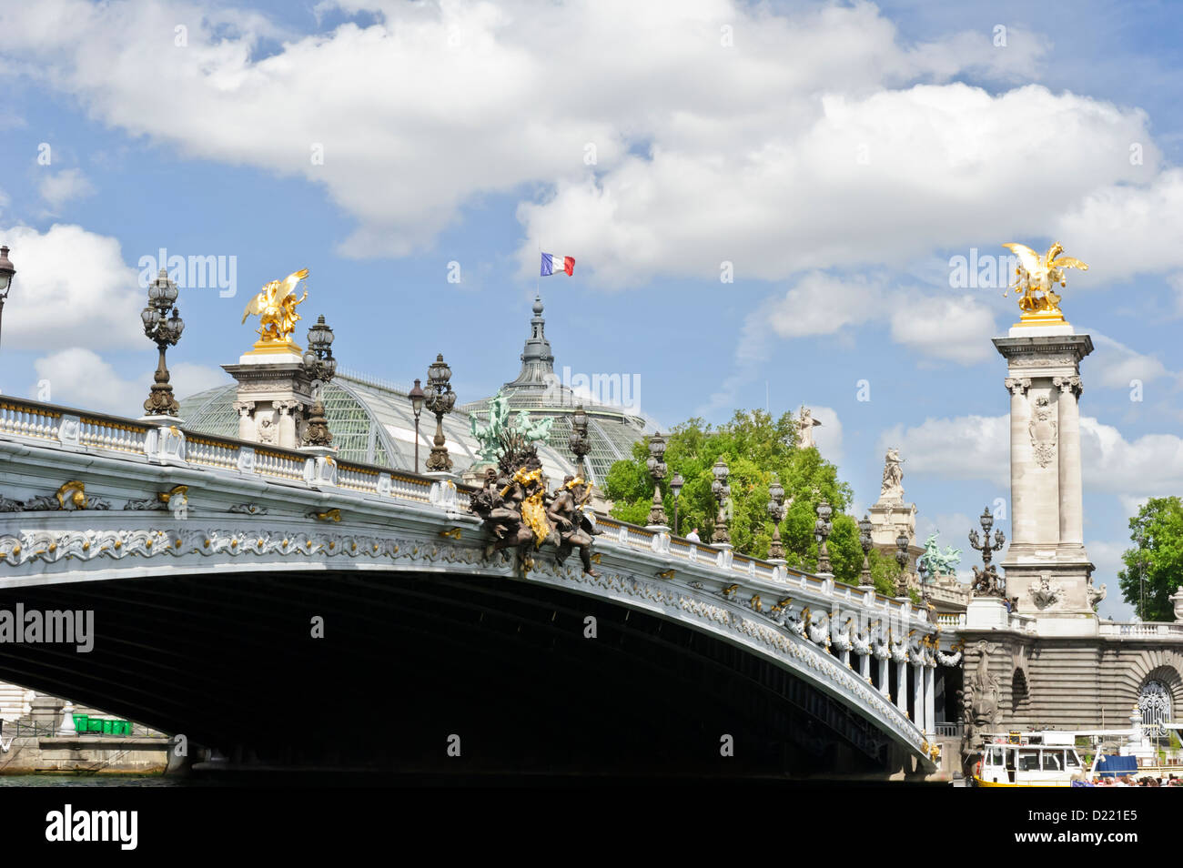 Pont Alexandre III (Alexander bridge), Paris, France Stock Photo - Alamy