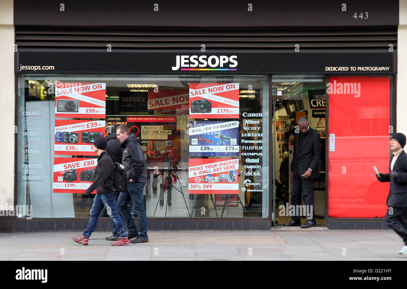 Pictured in london today friday hi-res stock photography and images - Alamy