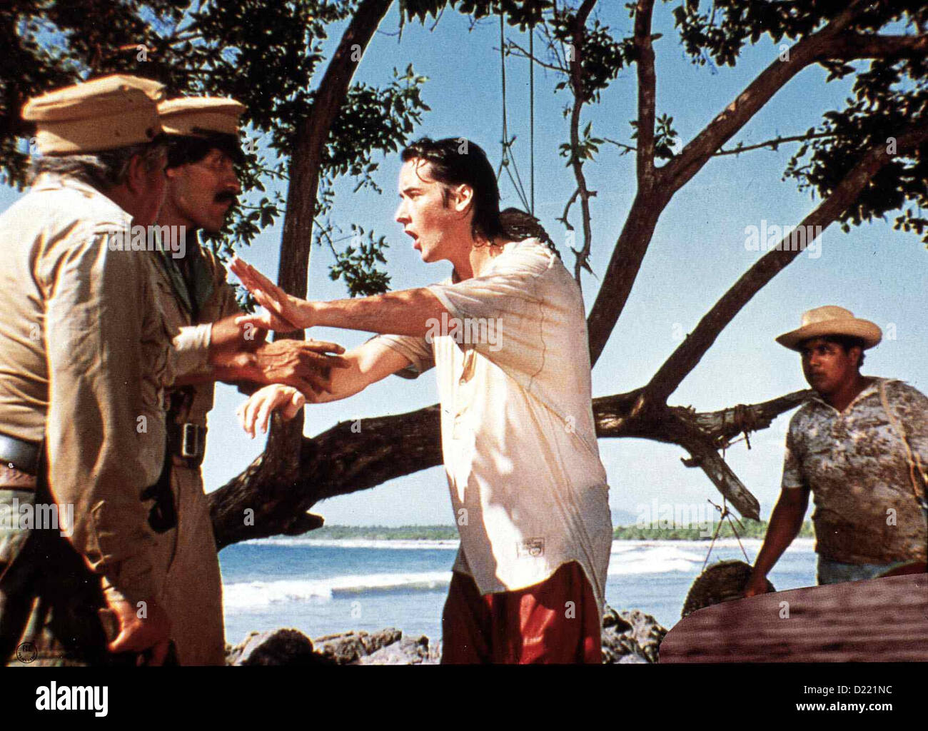 Alligator with hat hi-res stock photography and images - Alamy