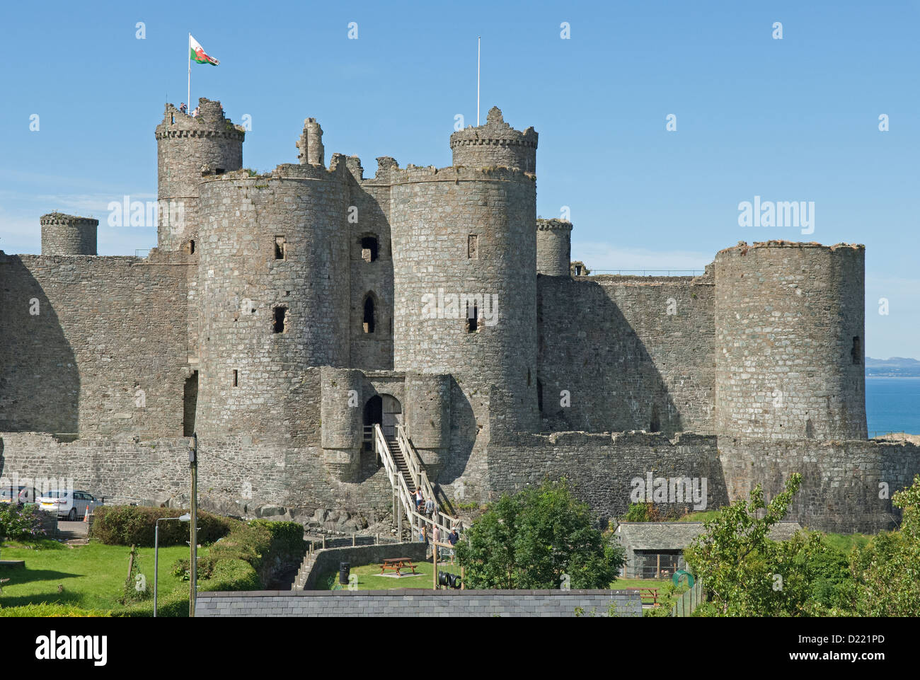 Harlech castle gwynedd hi-res stock photography and images - Alamy